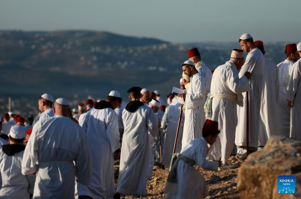 Pilgrimage for holy day of Passover held in Nablus _Guangming Online