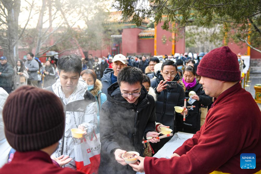 People celebrate Laba Festival across China _Guangming Online